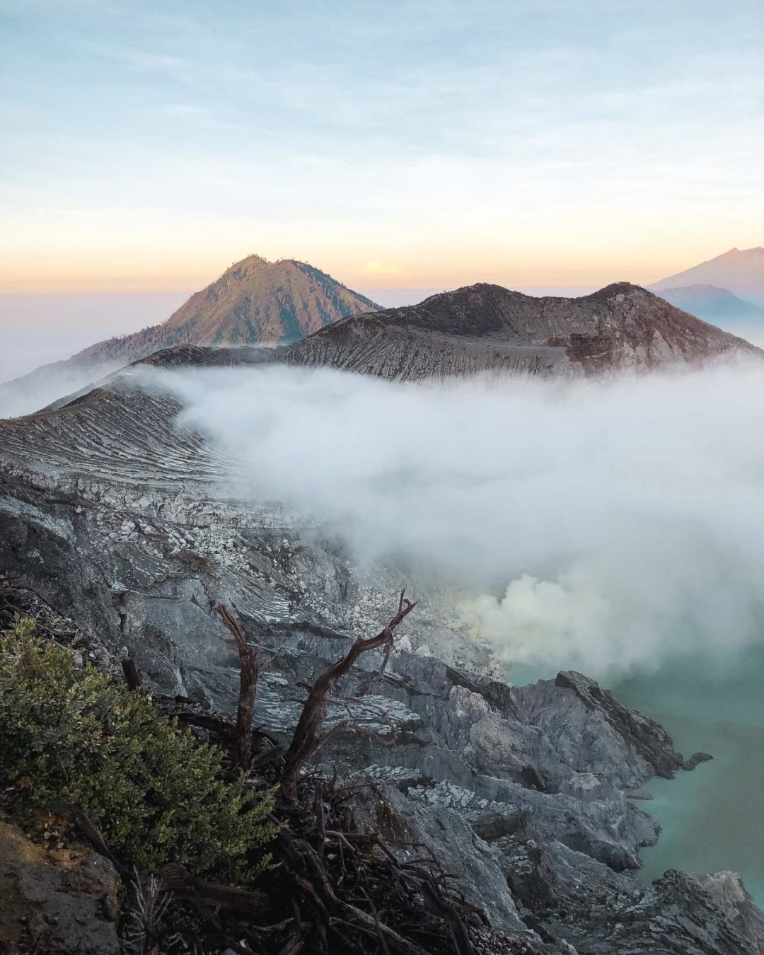 Mount Ijen: Kawah Ijen Volcano Hike & Blue Fire - Hungariandreamers