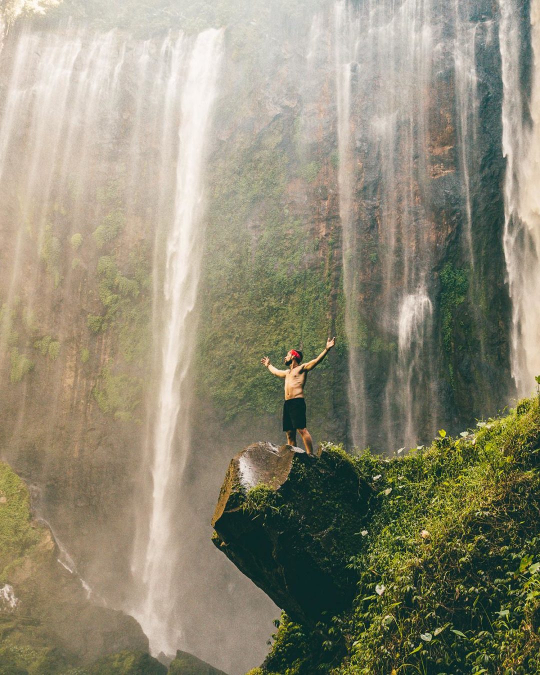 The Ultimate Guide to Visiting Tumpak Sewu Waterfall - Hungariandreamers