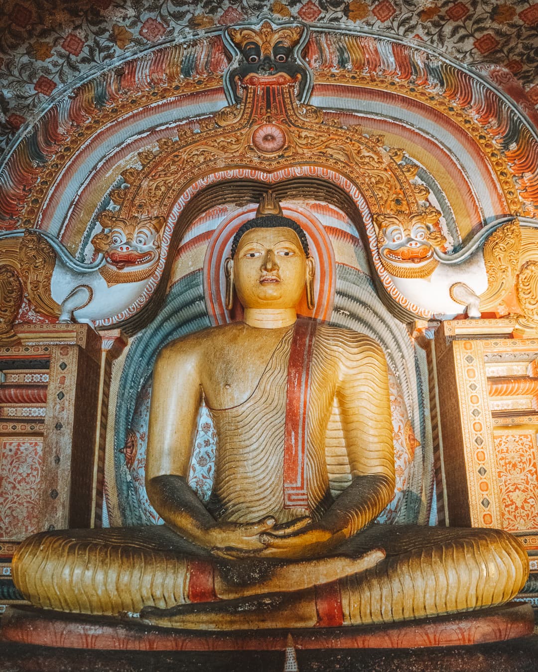 How to Visit Dambulla Cave Temple & Golden Temple, Sri Lanka ...
