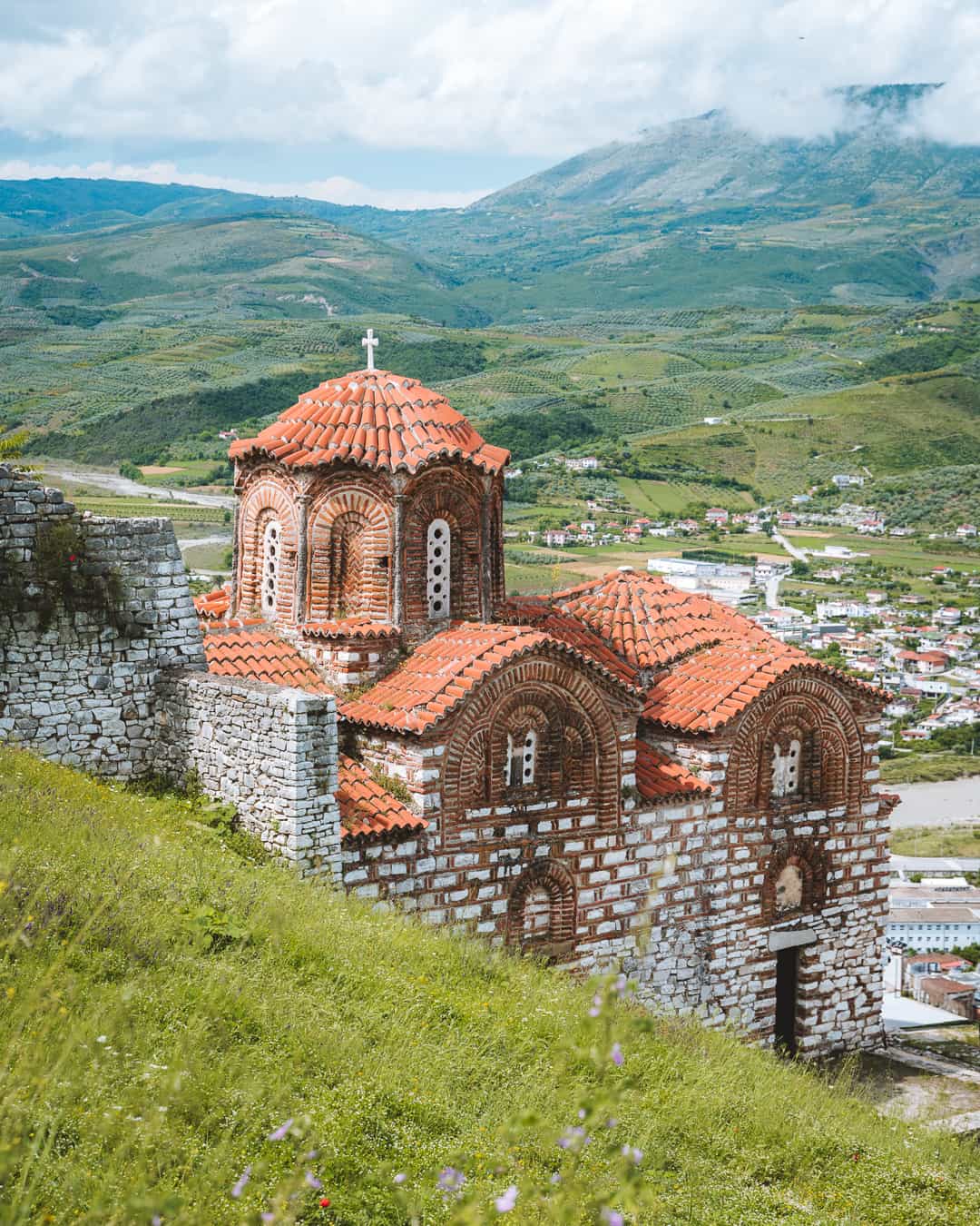 How to Visit Berat Castle: Complete Guide (2025) - Hungariandreamers
