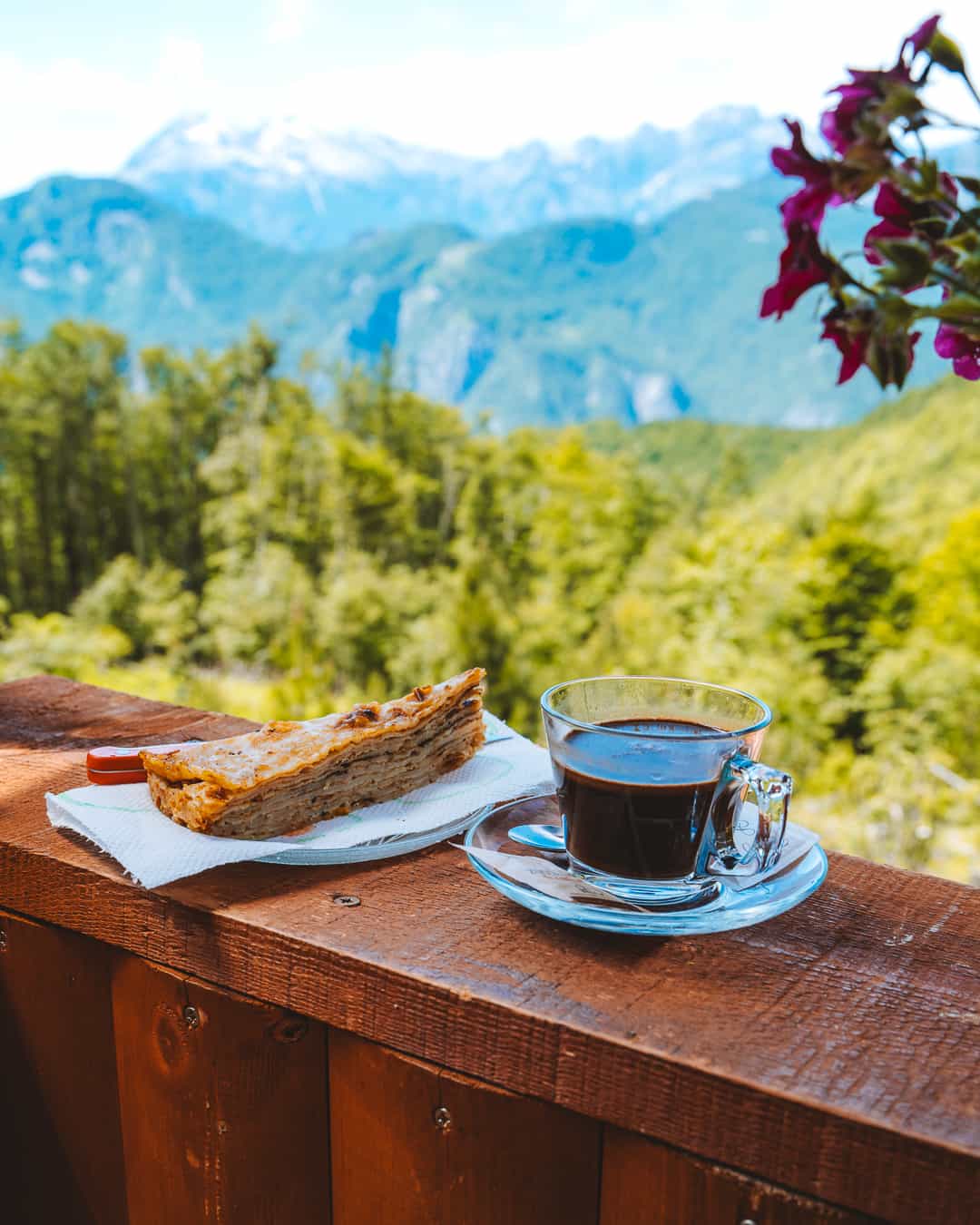 Valbona Pass: How to Hike from Valbona to Theth (+Map) - Hungariandreamers