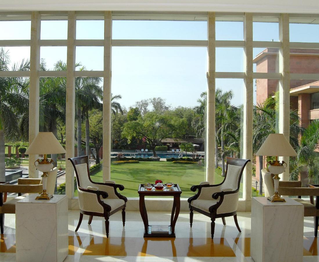 10 Best Hotels in Agra near Taj Mahal - Hungariandreamers